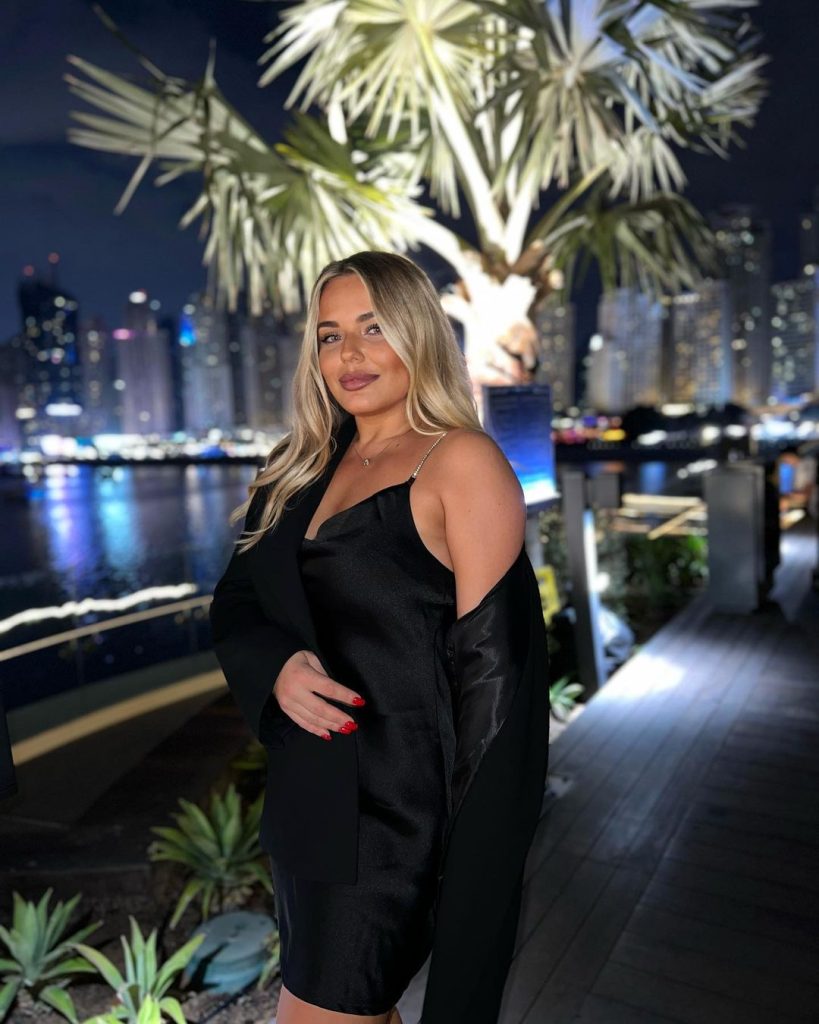 What To Wear To A Formal Get-Together? – snapsandstyle